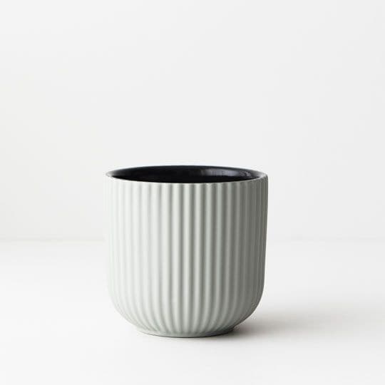 Light Grey Pot Annix - 10.5cmh x 11.5cmd